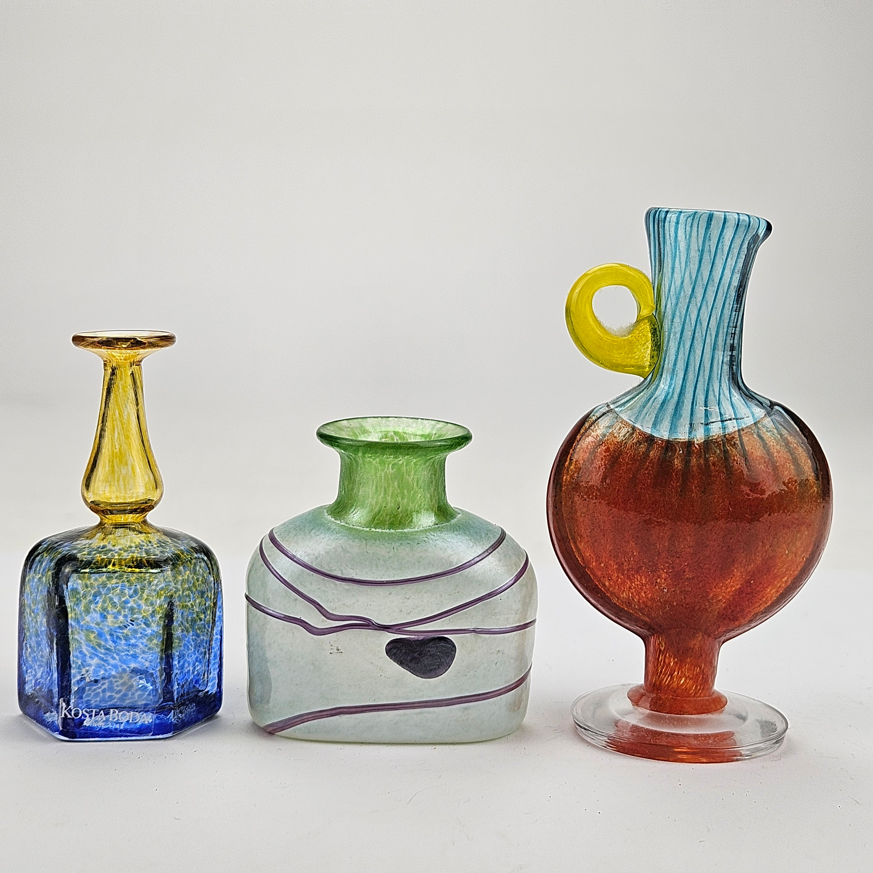 Bilder för 4833111. MINIATYRER, 3 st, glas, Bertil Vallien och Kjell ...