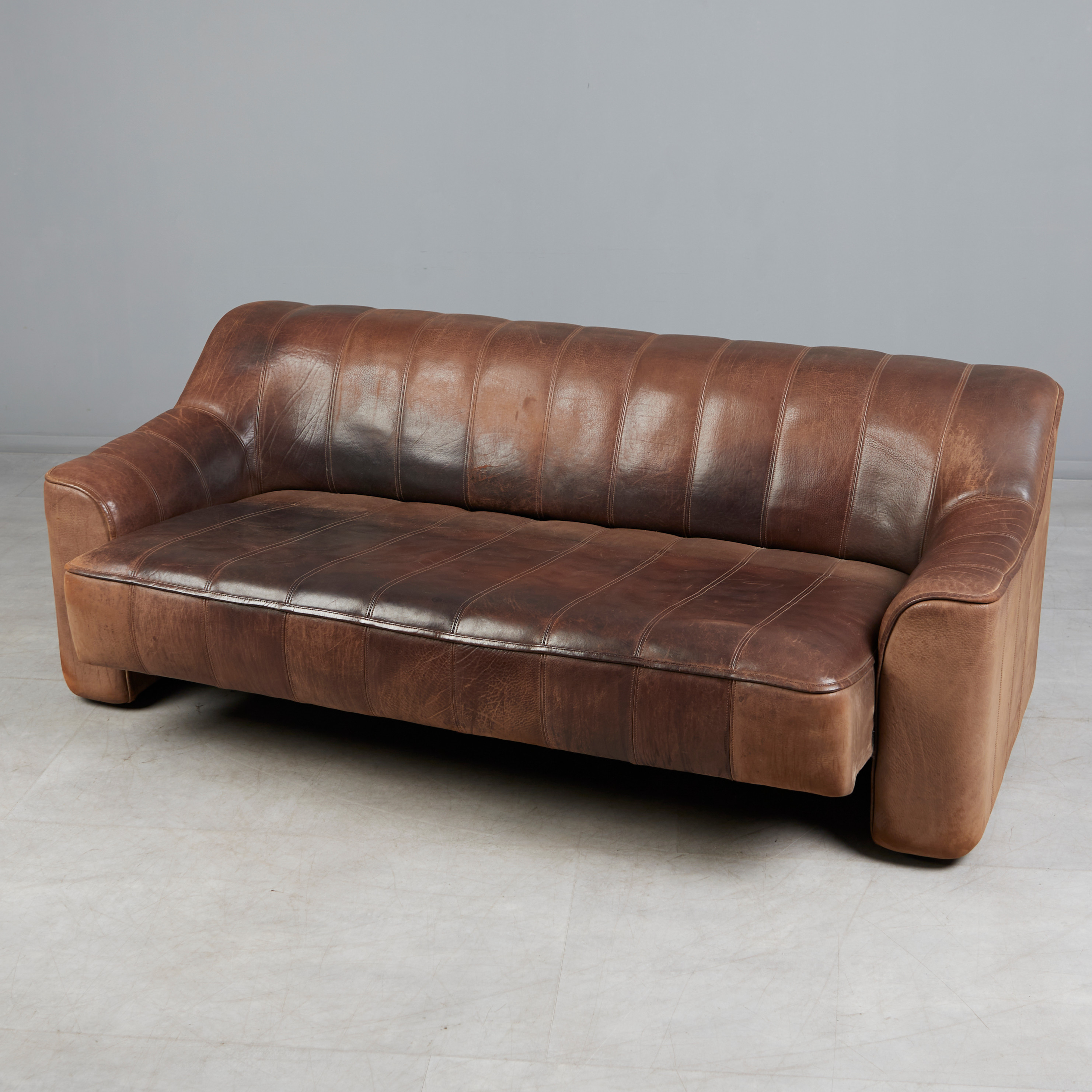 Images for 4837589. De Sede, three-seater sofa/couch, model 'DS 44 ...