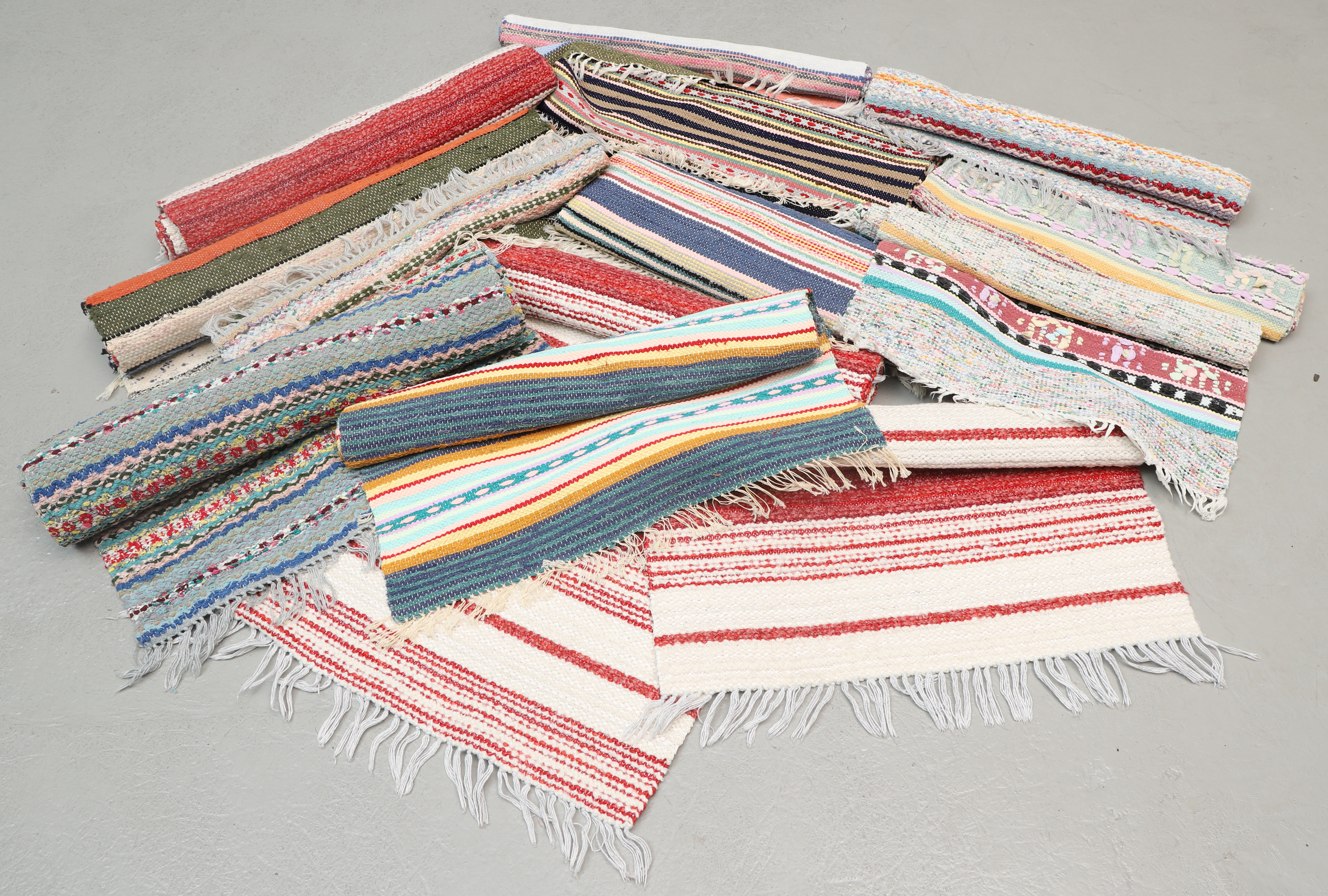 RAG RUGS, 13 pcs. Carpets & Textiles - Carpets - Auctionet