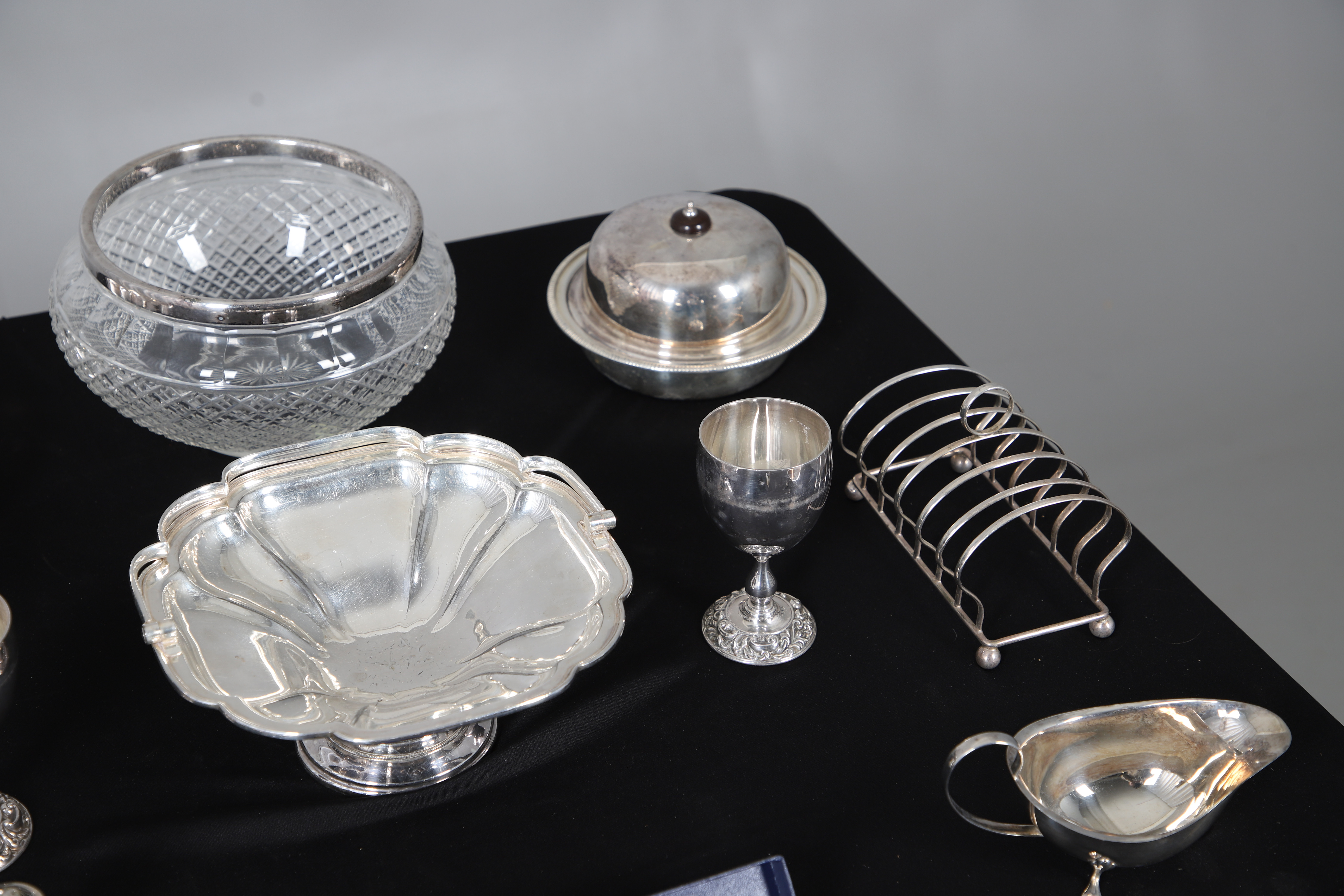 A COLLECTION OF SILVER PLATD ITEMS. Silver & Metals - Silver plated ...