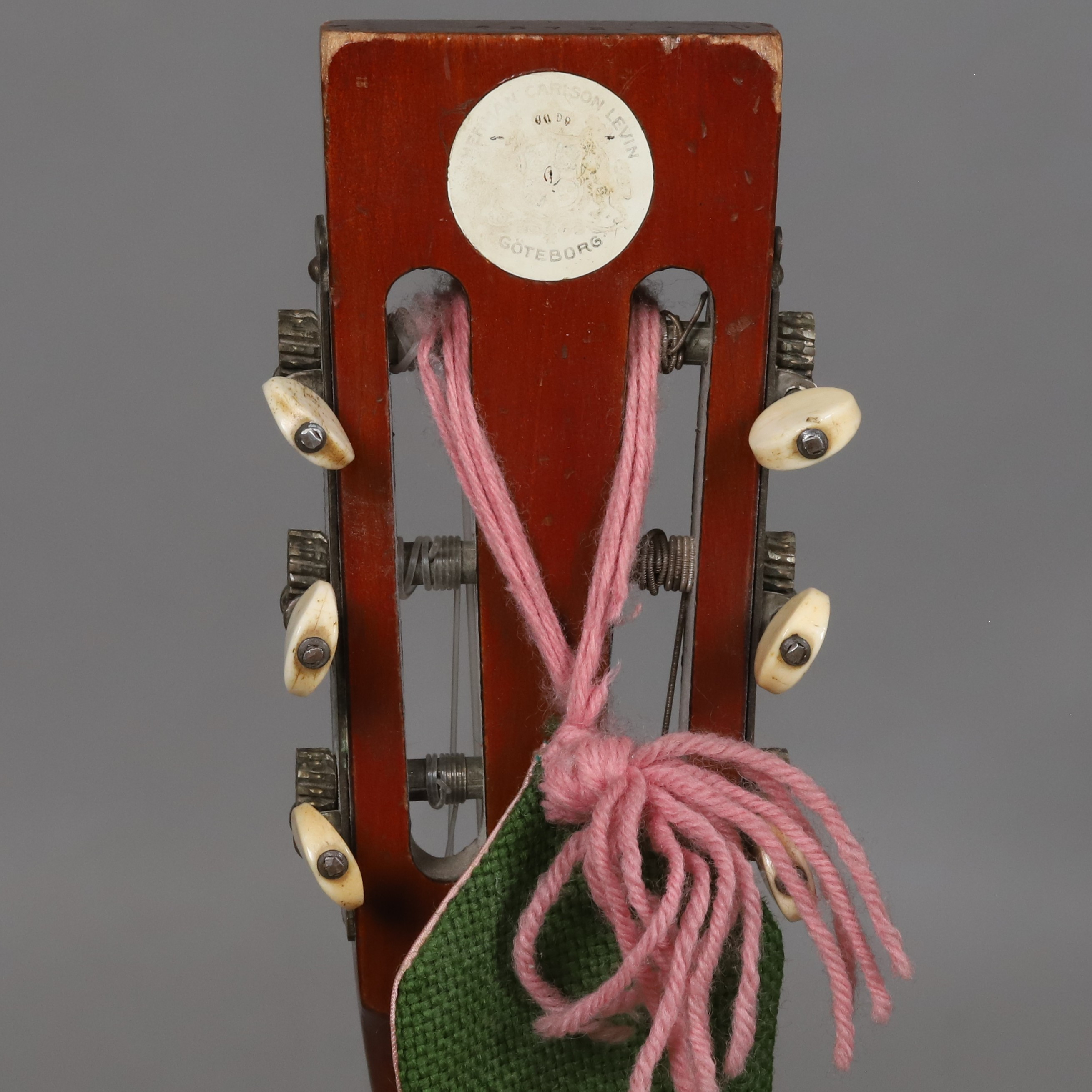 Images for 5073070. GUITAR, label-marked Herman Carlson Levin ...