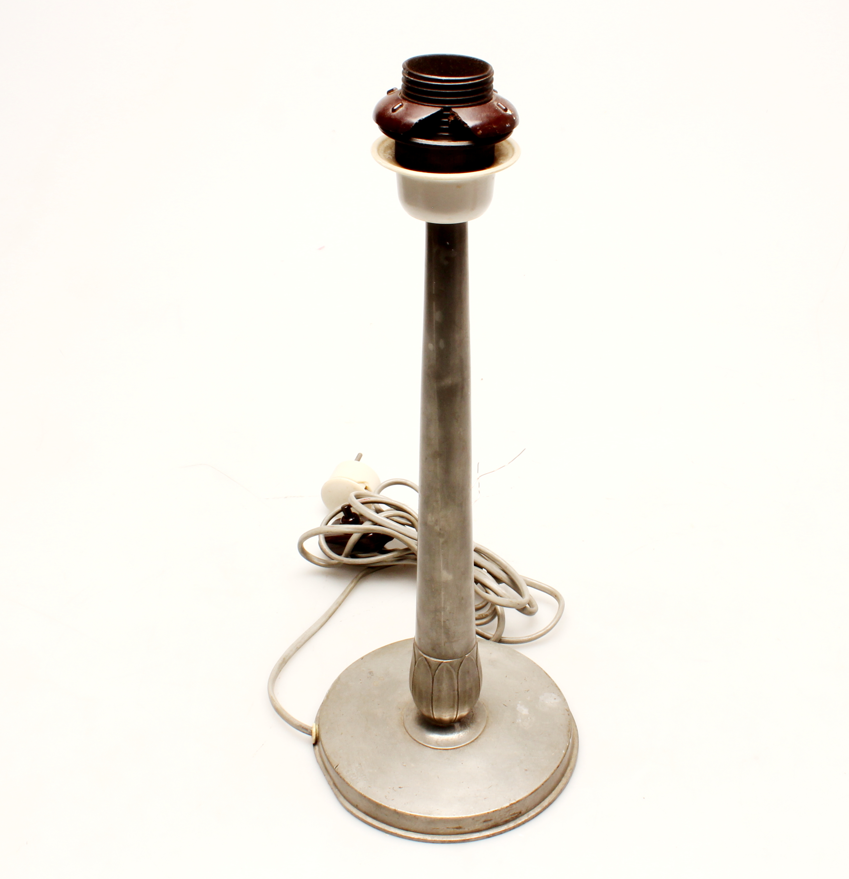 Bilder för 536671. BORDSLAMPA, tenn, GAB, D8, 1930. - Auctionet