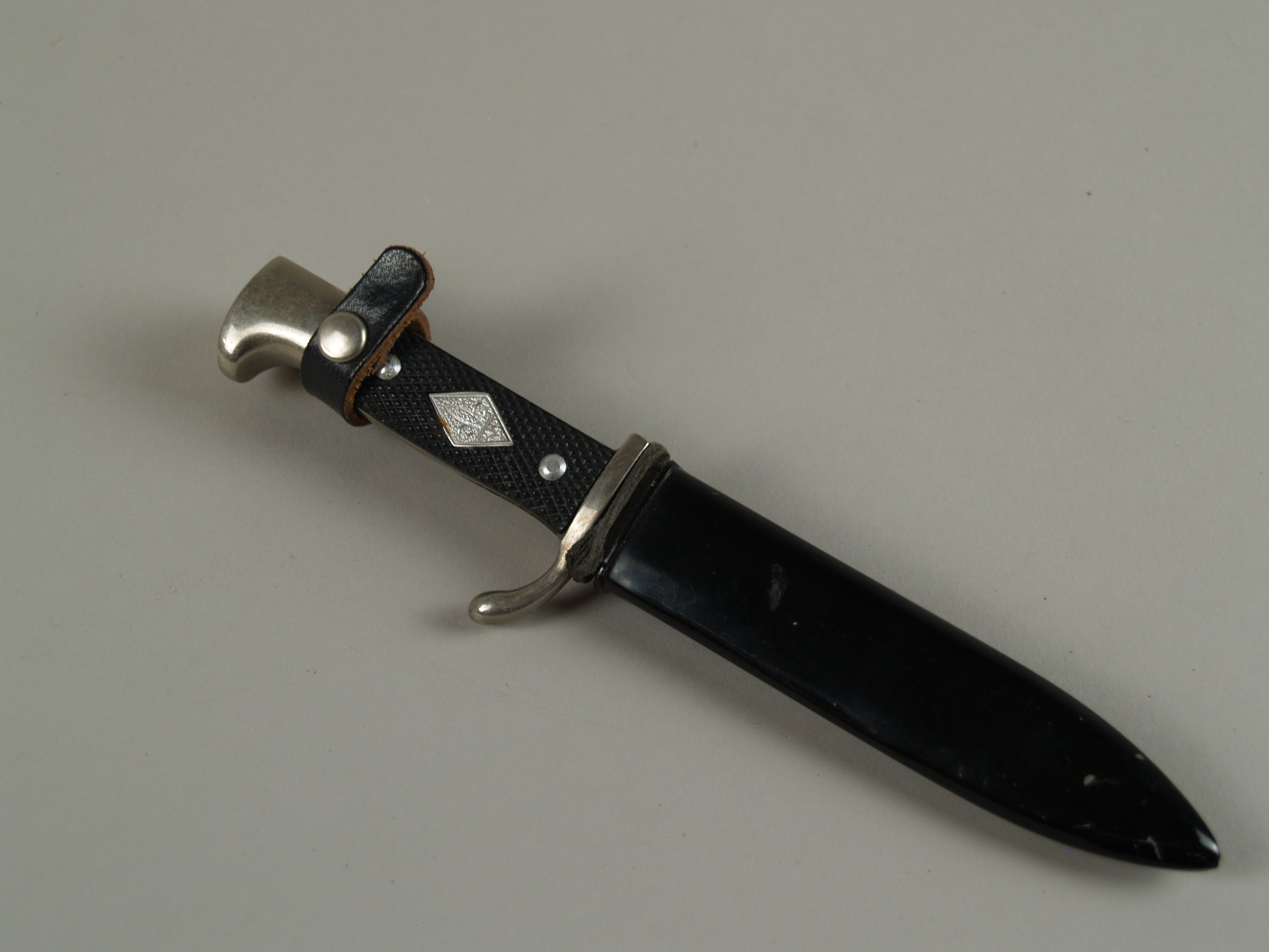 OTHELLO MESSER SOLINGEN. Waffen & Militaria - Blankwaffen - Auctionet