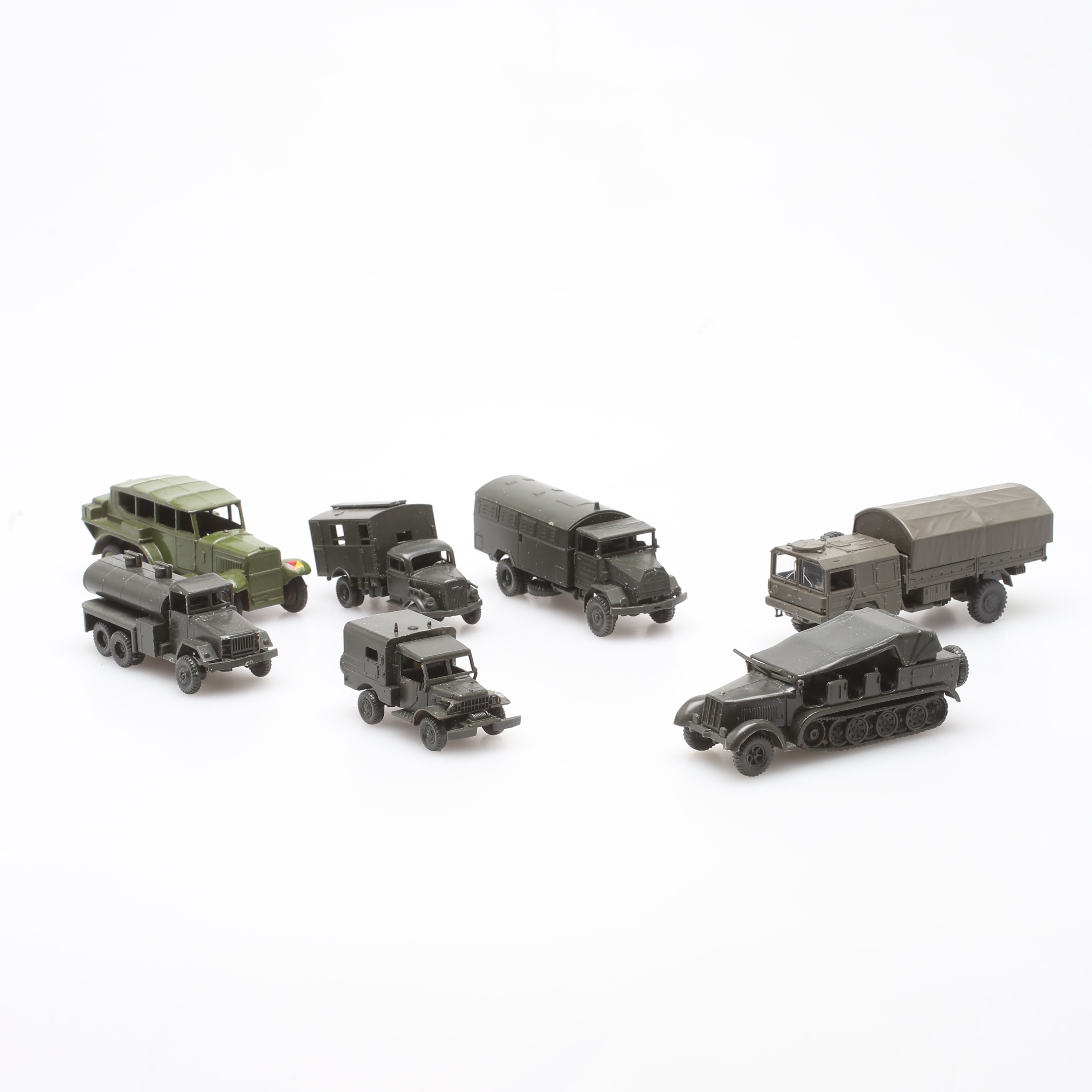 Images for 564388. MODEL CARS, military vehicles, 7 pcs, plastic and ...