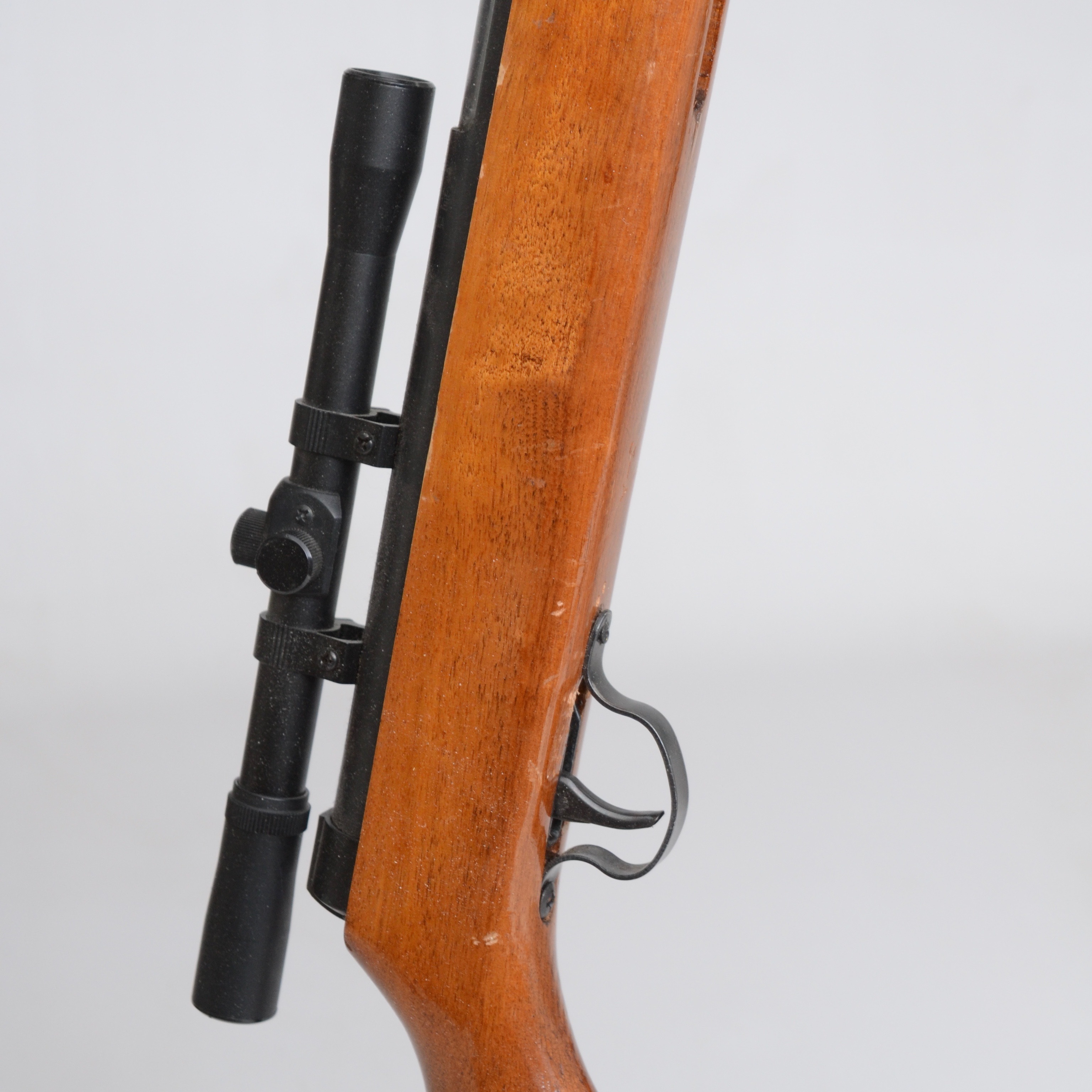AIR RIFLE 4.5mm, China. Weapons & Militaria - Guns & Rifles - Auctionet