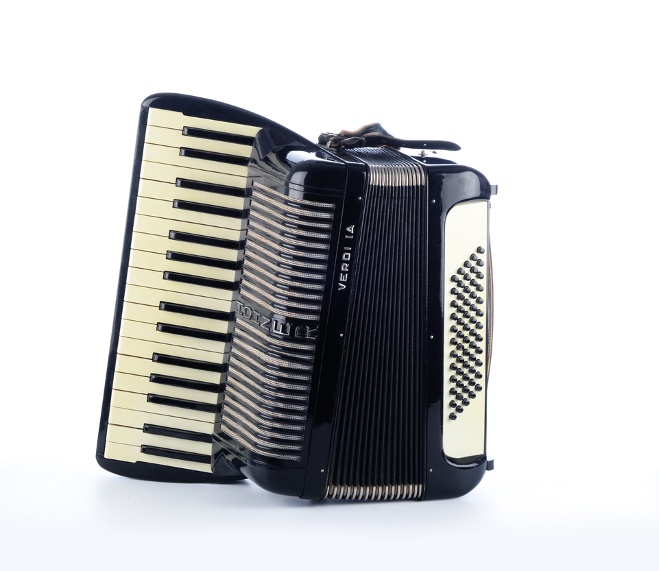 Images for 591993. HOHNER. Accordion Verdi 1A with case and sheet music ...