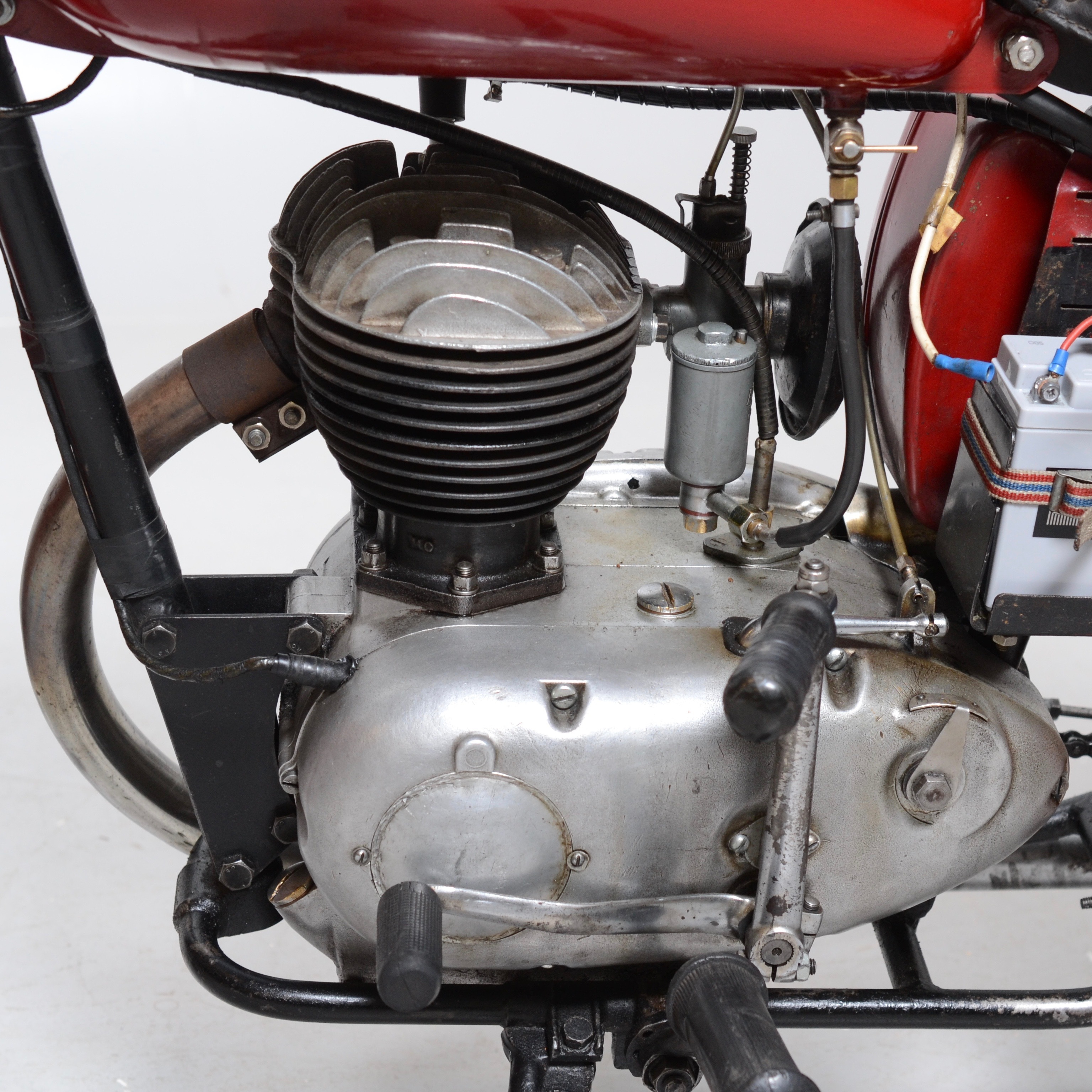 Images for 605961. MOTORCYCLE, Indian Brave 250 CC model year in 1953 ...