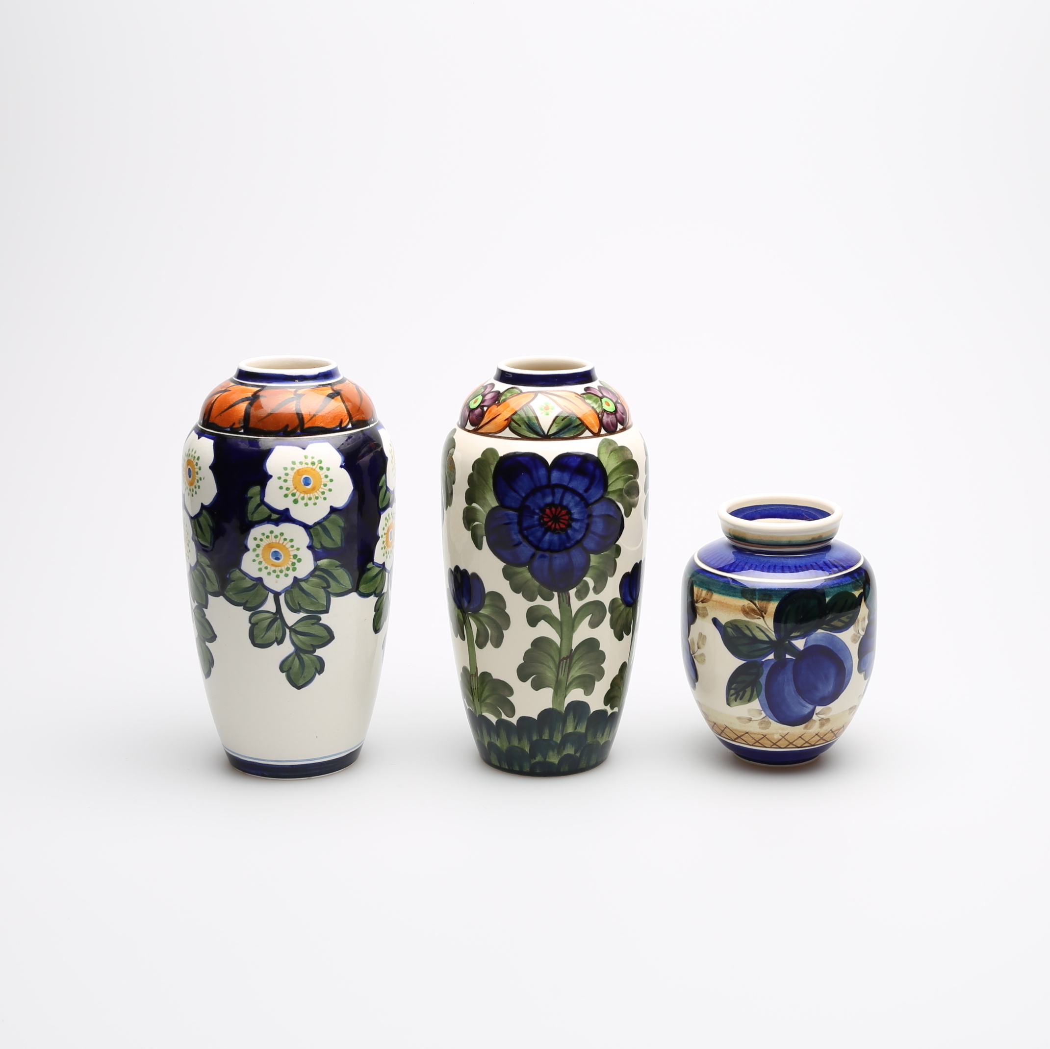 Images for 669106. VASER, 3 pcs. Aluminia, faience with flower painting ...