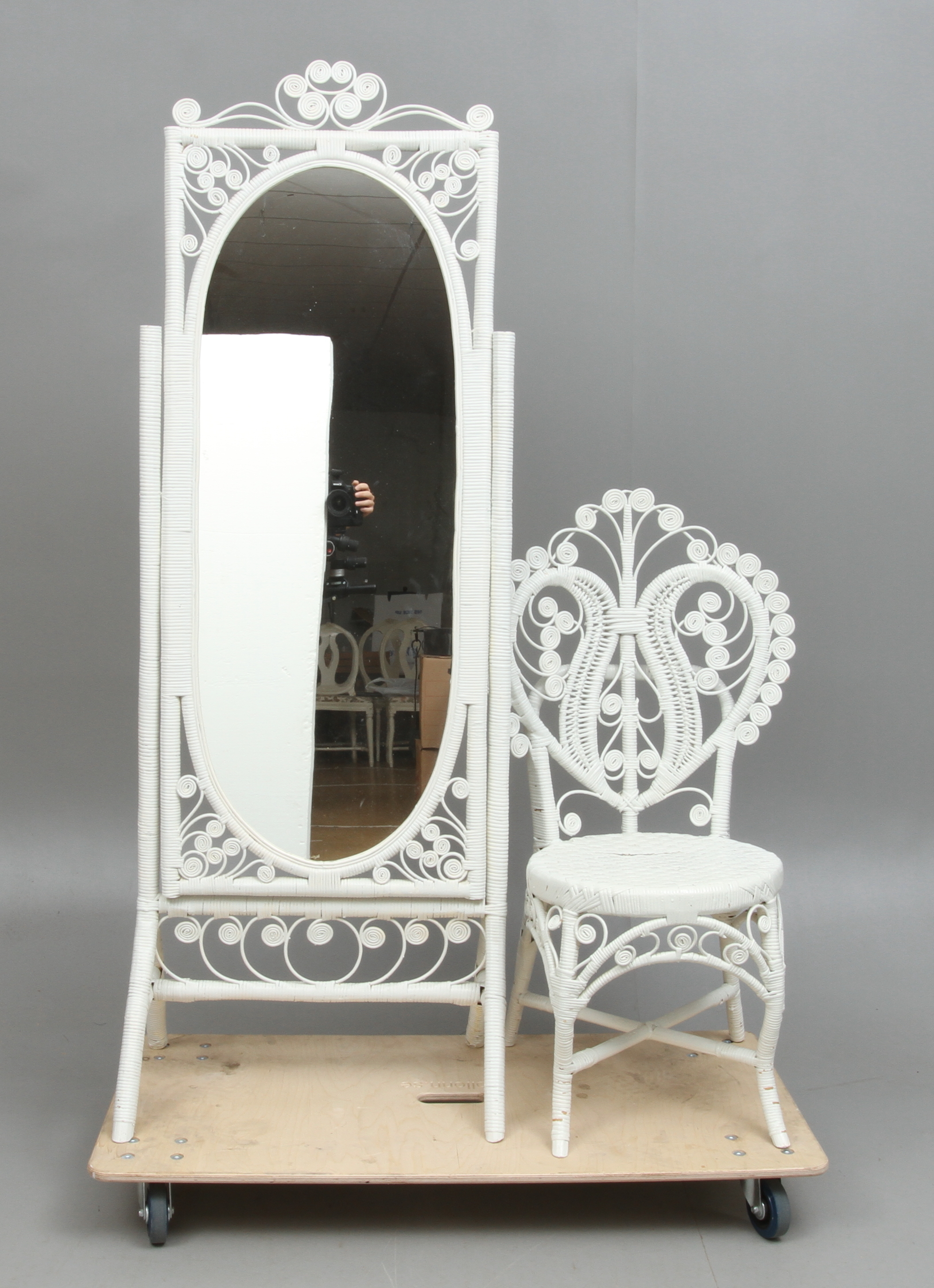 Images for 84166. FLOOR MIRROR, CHAIR, PALL, rattan, 1900s. - Auctionet
